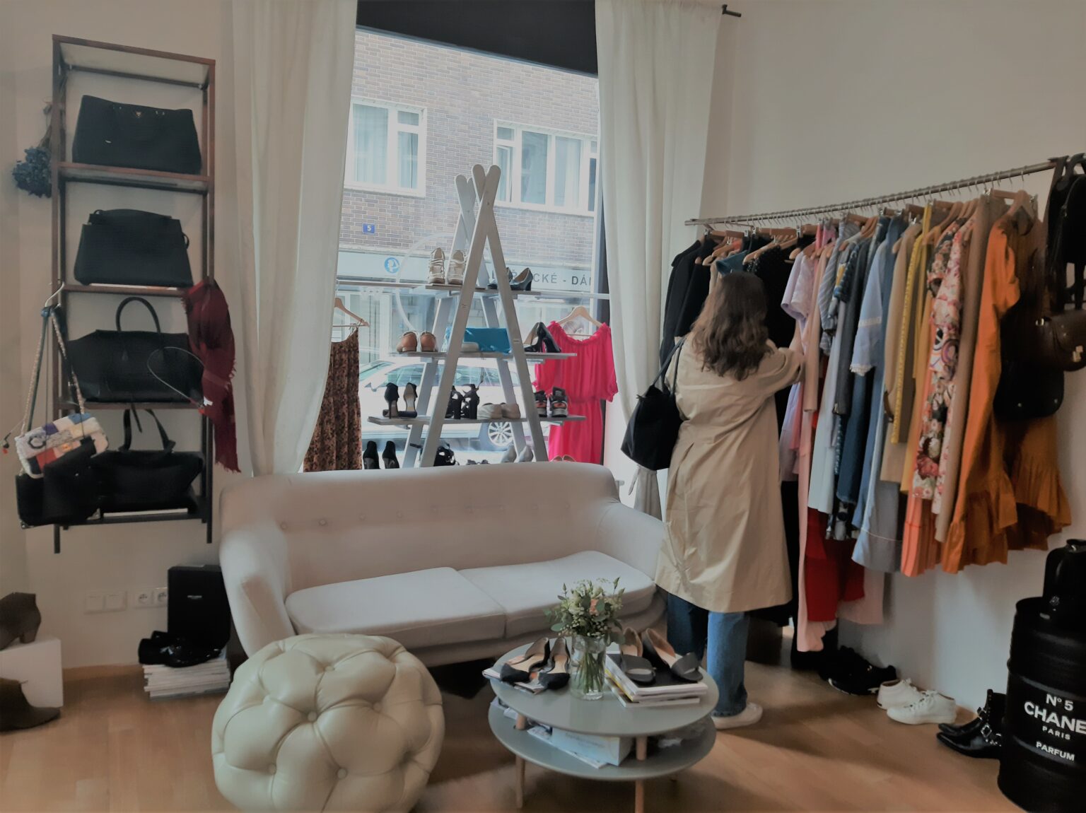 Atmosféra luxusního butiku ve stylovém Slow Bazaru - Stylebrunch